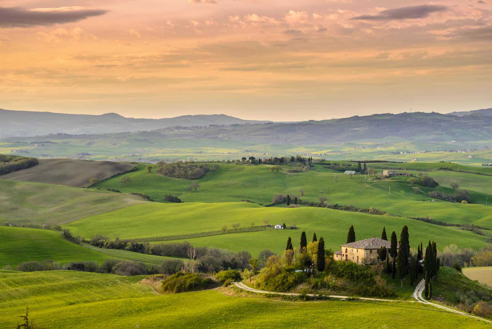 Italy's Most Romantic Weekend Getaways - Italy Rome Tour