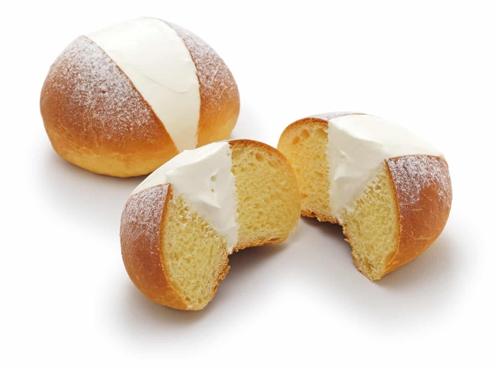 Why is the typical Roman dessert with cream called maritozzo? - Italy ...