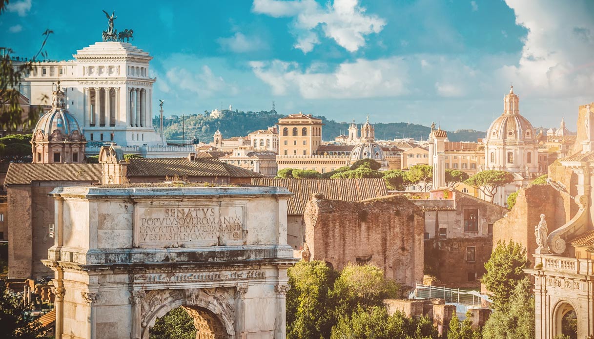 What are the names of the famous seven hills of Rome? - Italy Rome Tour